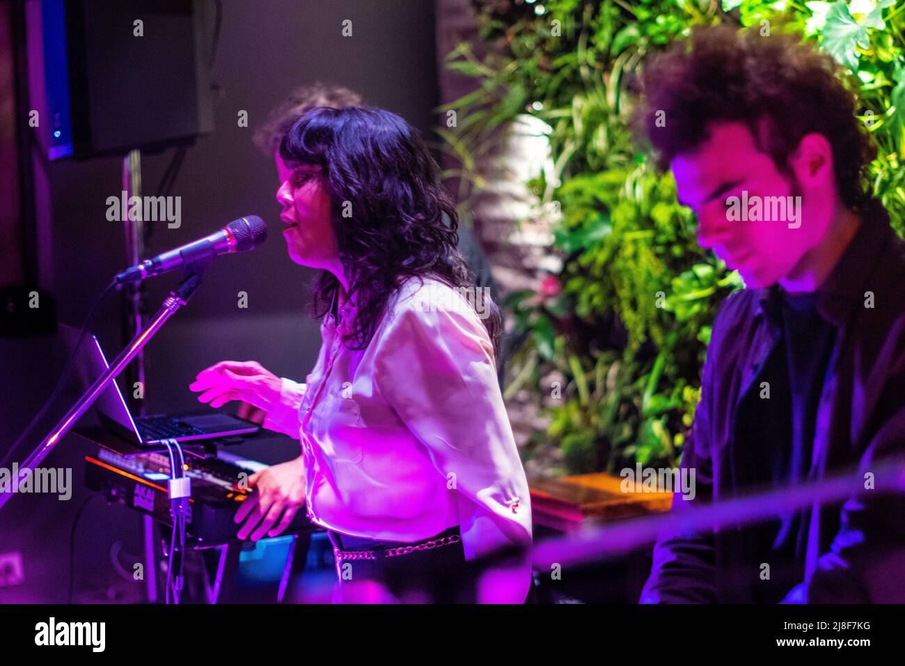 Mimi maura hi-res stock photography and images - Alamy