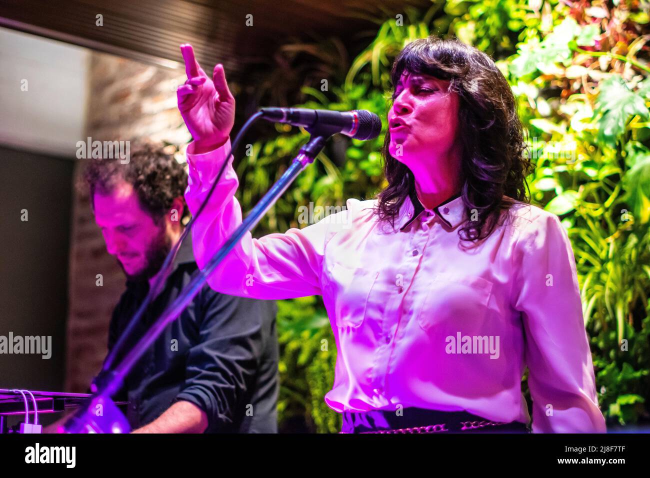 Mimi maura hi-res stock photography and images - Alamy