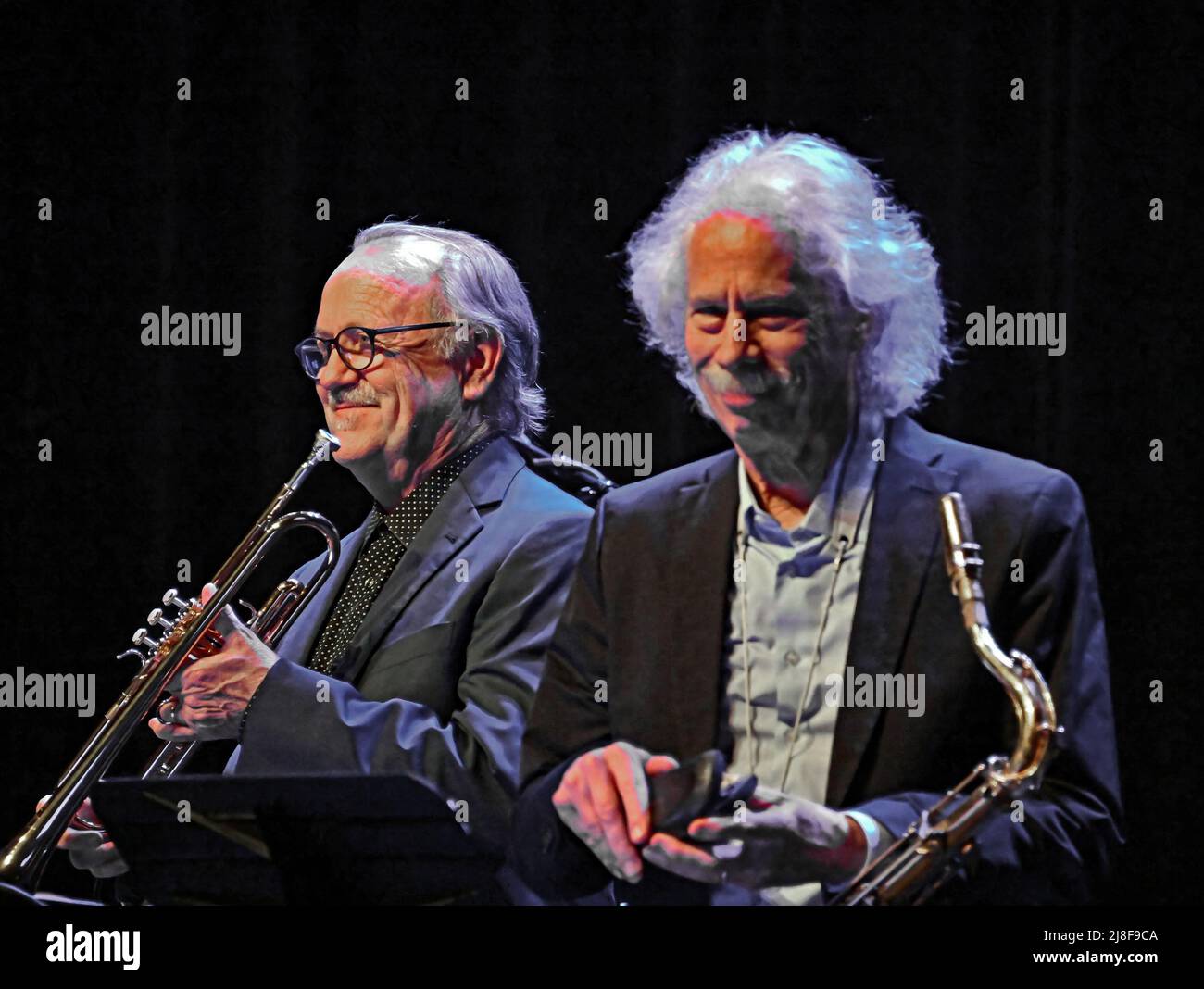 Syncopation hi-res stock photography and images - Alamy