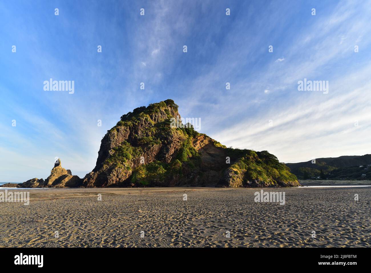 Piha iconic landmark hi-res stock photography and images - Alamy