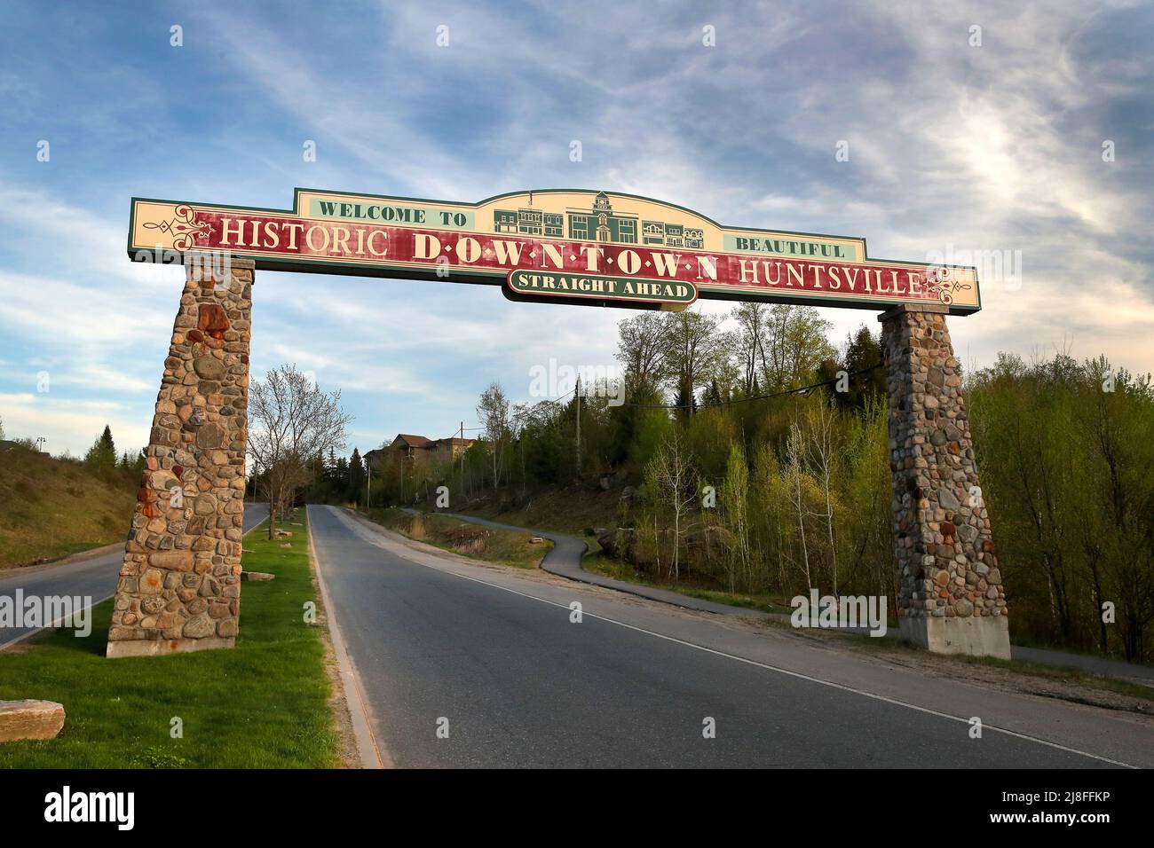 Huntsville Ontario Canada, Welcome to Huntsville sign on a beautiful ...
