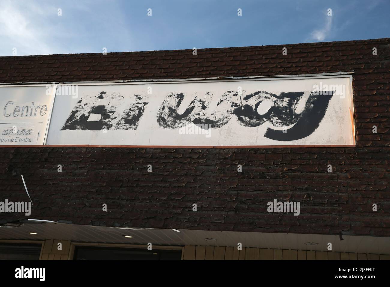 Faded signage hi-res stock photography and images - Alamy