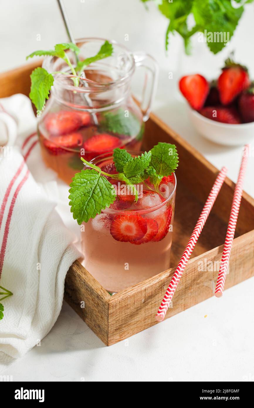 Preparation lemonade in pitcher hi-res stock photography and images - Alamy