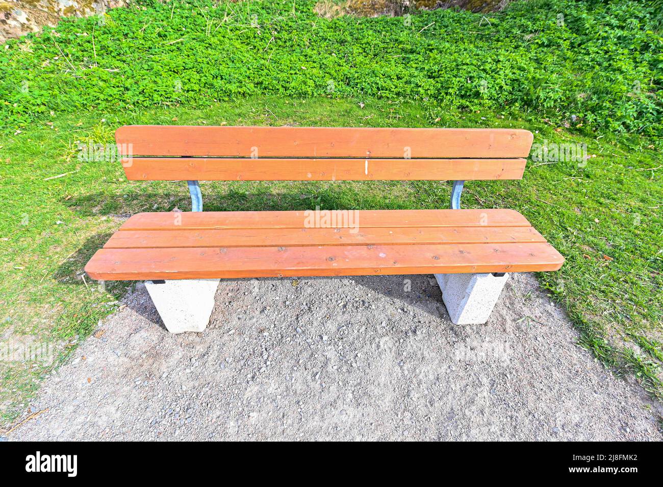 modern wooden bench in Park Askersund Sweden Stock Photo - Alamy
