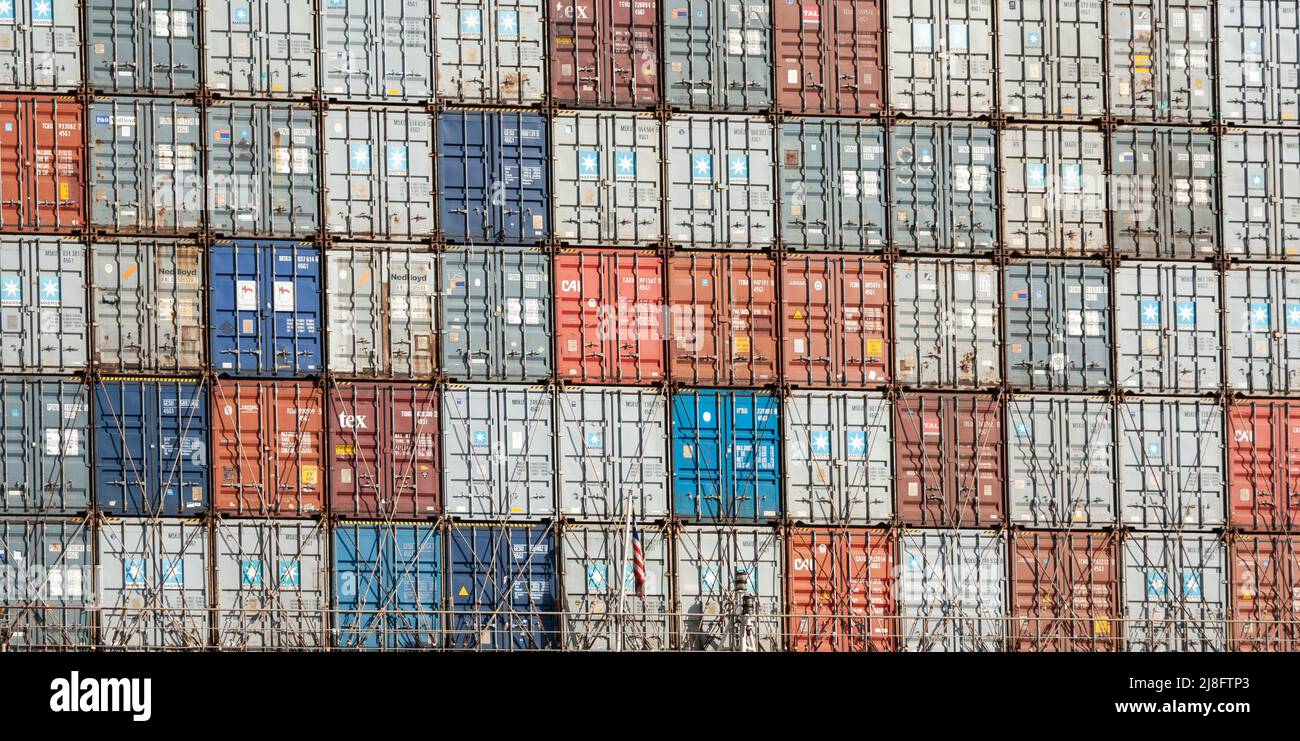 Cargo ship containers in hi-res stock photography and images - Alamy