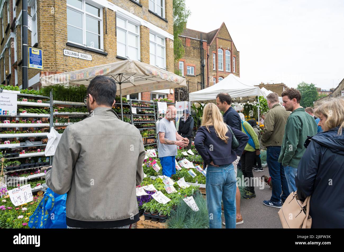 London street market floral hi-res stock photography and images - Alamy