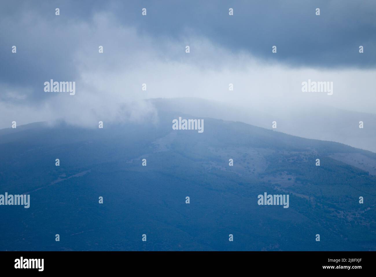 Sierra Nevada mountains from a distance Stock Photo - Alamy