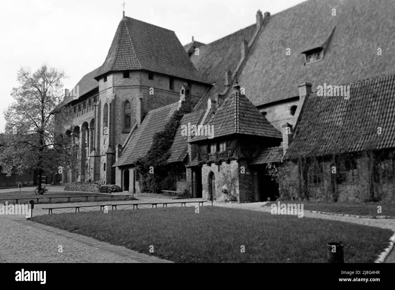 Gdansk castle hi-res stock photography and images - Alamy