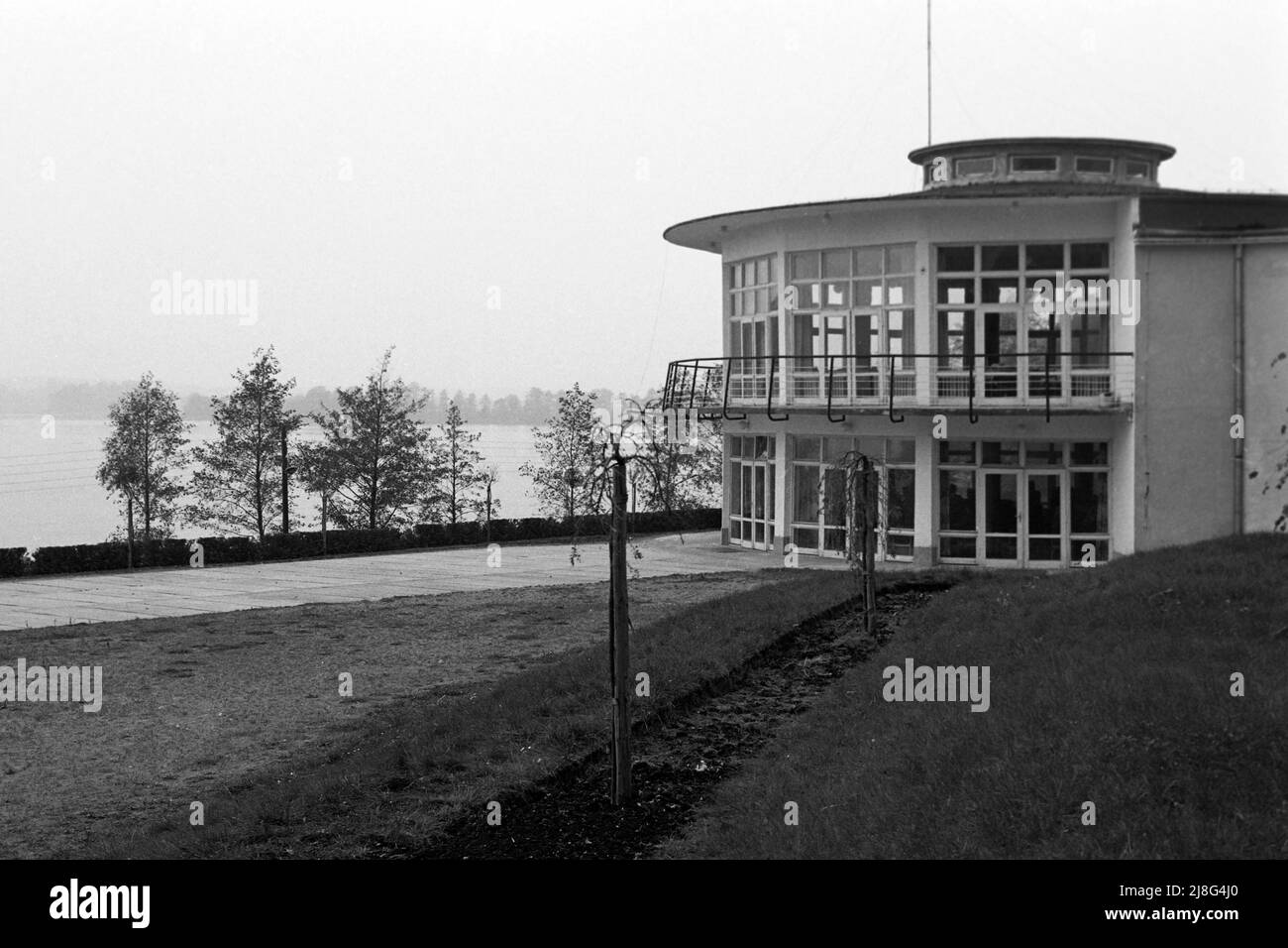 Am Laubener See bei Grunwald, Wowoidschaft Ermland-Masuren, 1967. At ...