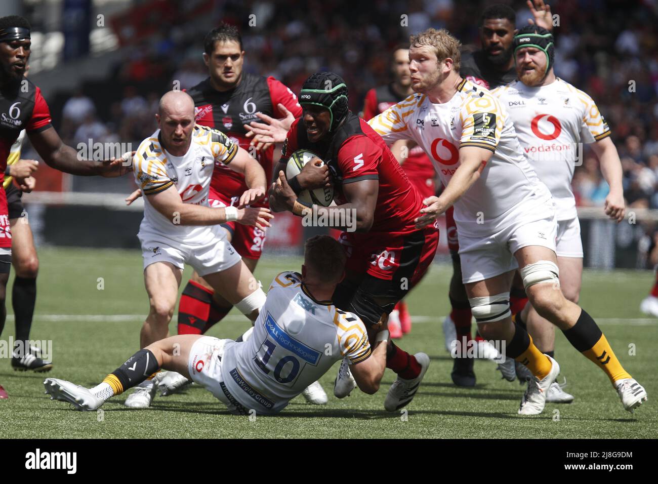 Joel KPOKU of Lyon and Charlie ATKINSON of Wasps and Dan ROBSON of ...