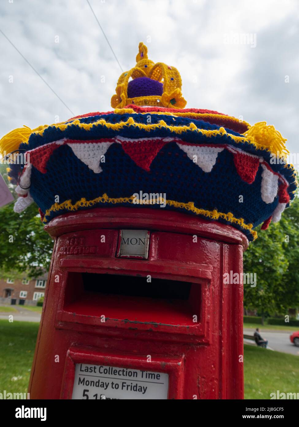 Red, postbox, post box, crocheted, Royal Mail, woolly hats, hand ...