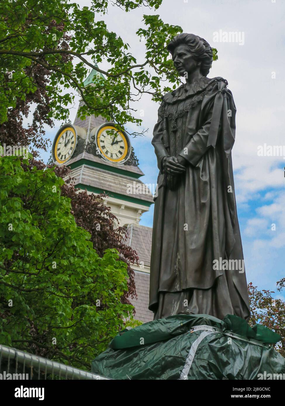 Margaret Thatcher, statue, sculpture, bronze statue, former British ...
