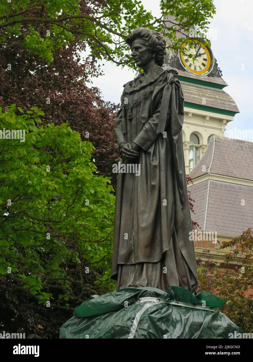 Margaret Thatcher, statue, sculpture, bronze statue, former British ...