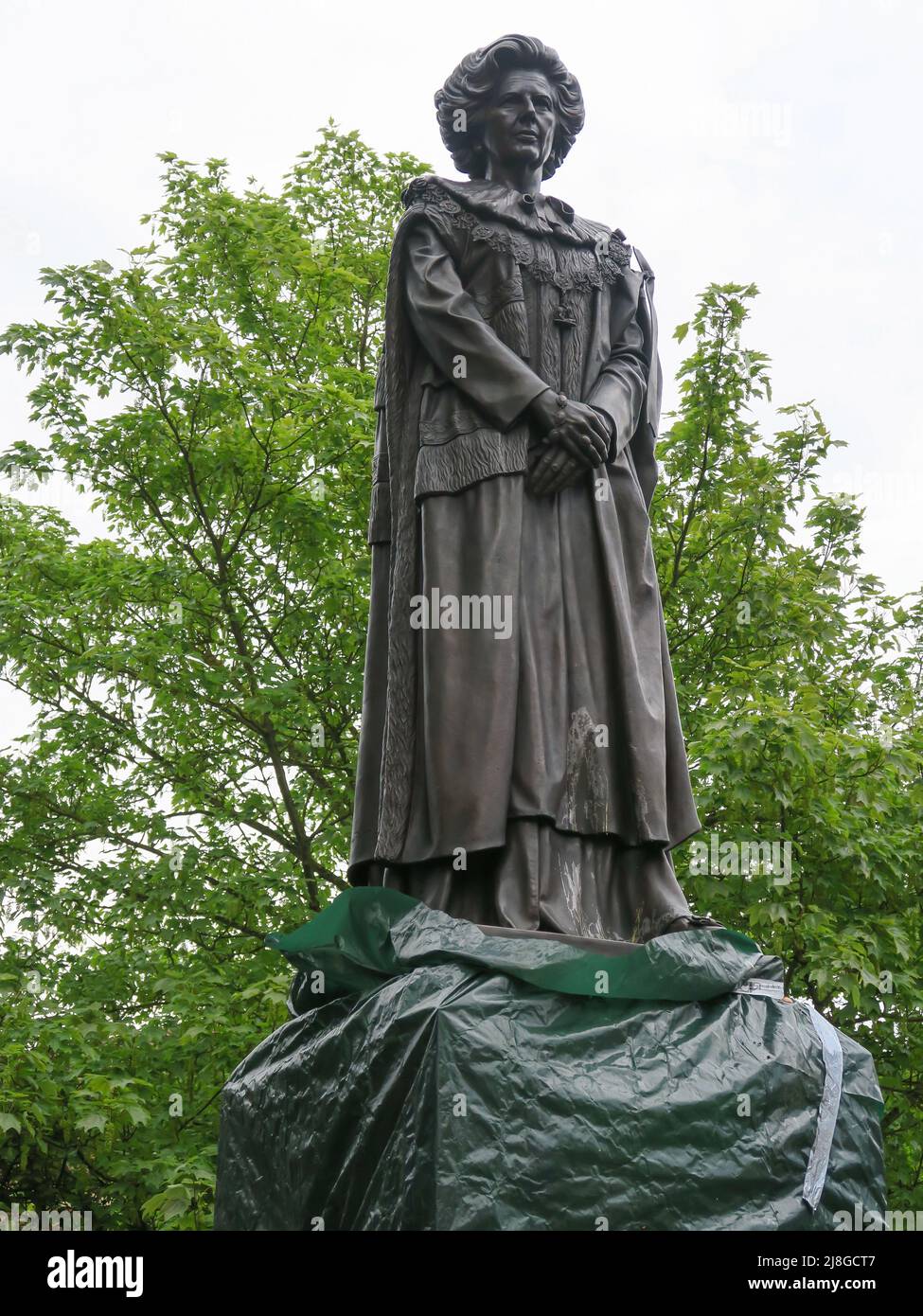 Margaret Thatcher, statue, sculpture, bronze statue, former British ...