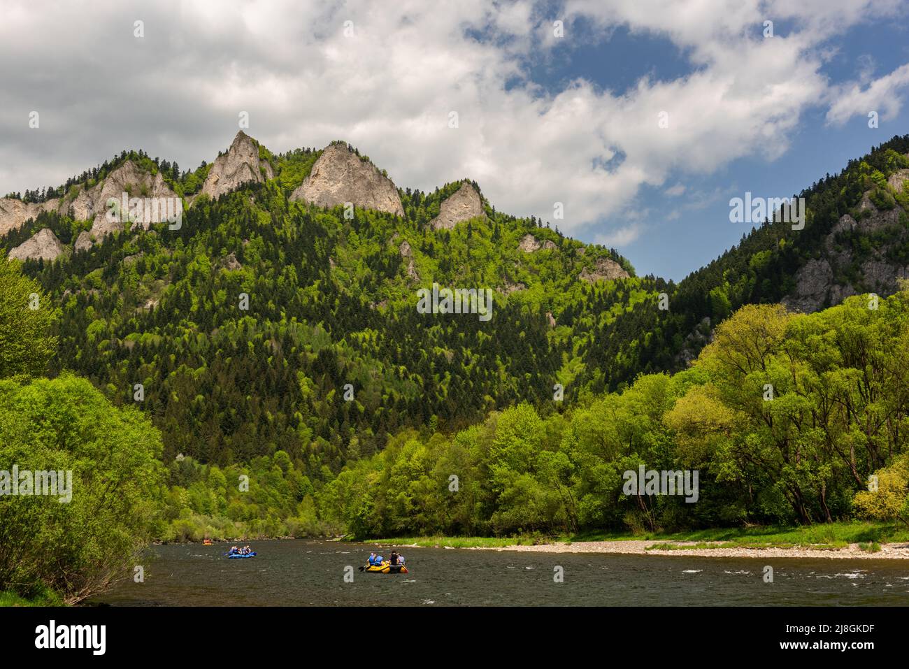 Dunajec River and Pieniny Mountains in Poland and Slovakia Border Stock ...