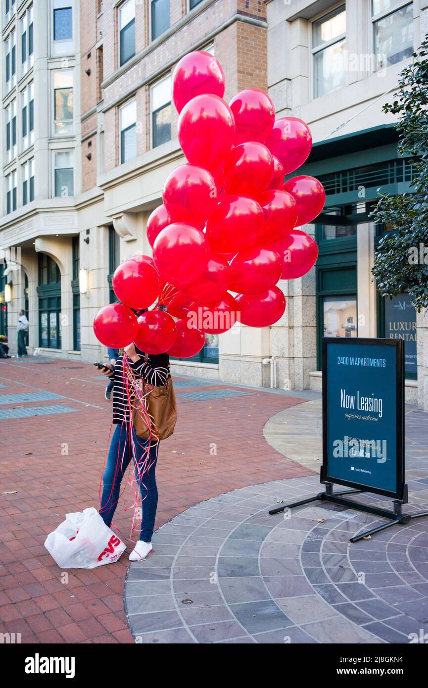 Mobile balloon vendor hi-res stock photography and images - Alamy