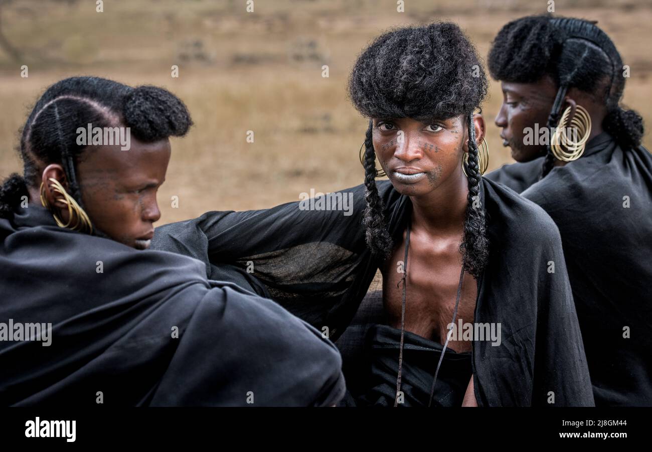 Wodaabe women hi-res stock photography and images - Alamy