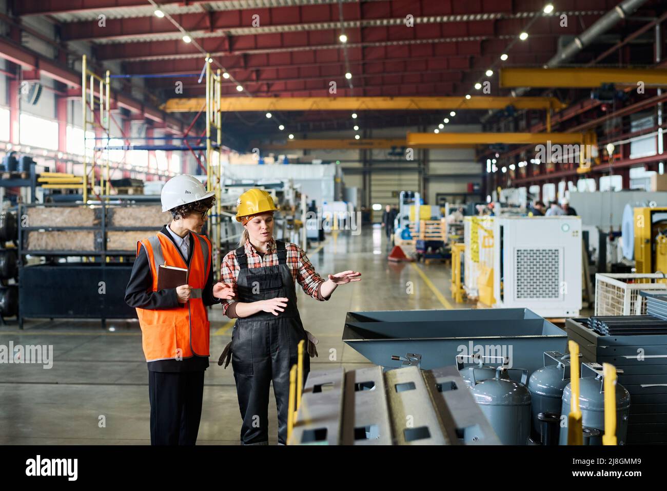 Factory inspector hi-res stock photography and images - Alamy