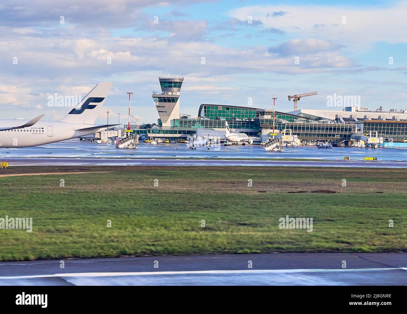 Helsinki vantaan airport hi-res stock photography and images - Alamy