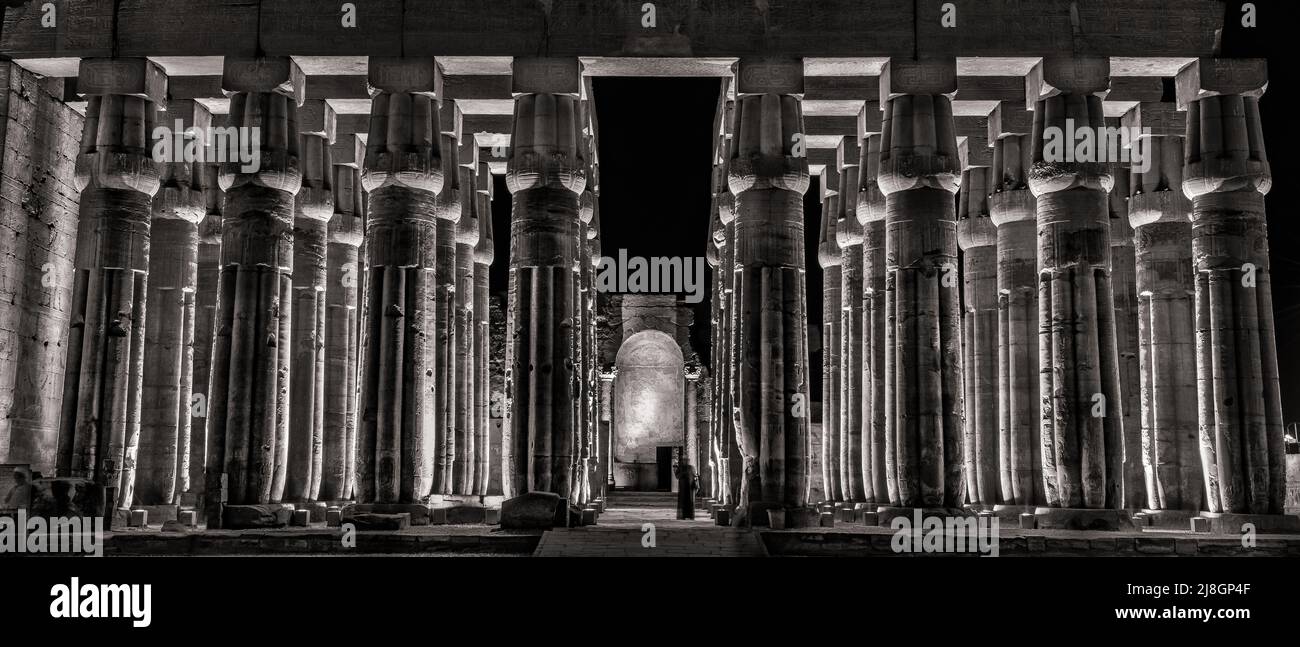 Amenophis iii column hi-res stock photography and images - Alamy