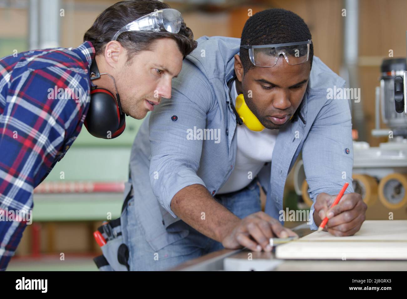 Carpenters rule hi-res stock photography and images - Alamy
