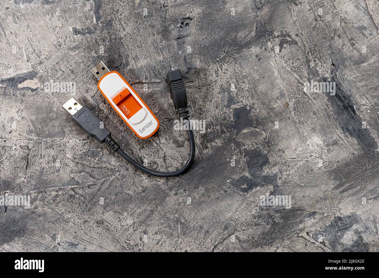 Giga storage hi-res stock photography and images - Alamy