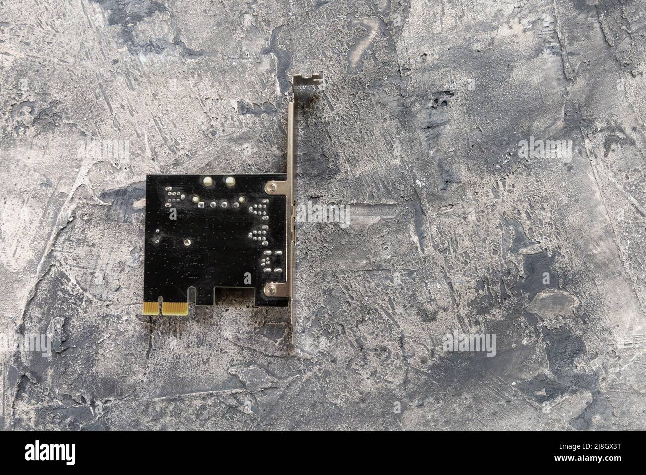 Ageing technology a IEEE 1394/Firewire interface for PCs and to ...