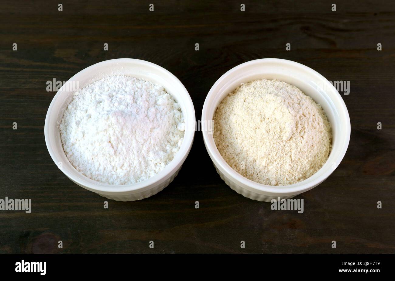 A Bowl of Refined Flour and a Bowl of Whole Wheat Flour Isolated on ...