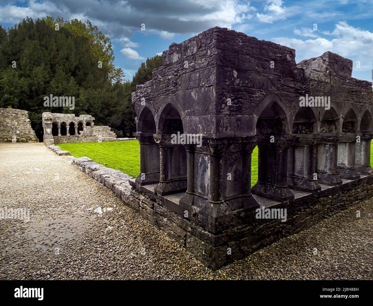 Cong gothic ruins hi-res stock photography and images - Alamy