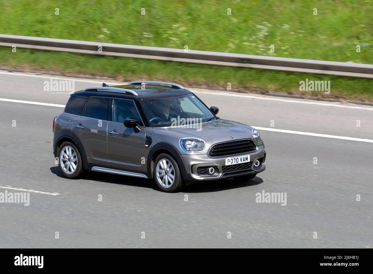 2020 grey MINI Countryman Cooper Sport 4dr 1499cc 7 speed automatic ...