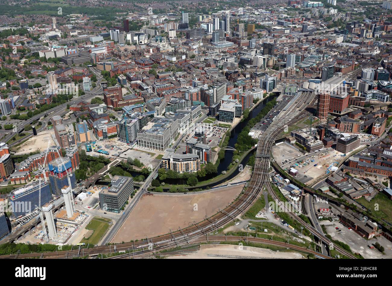 Road streets aerial hi-res stock photography and images - Alamy