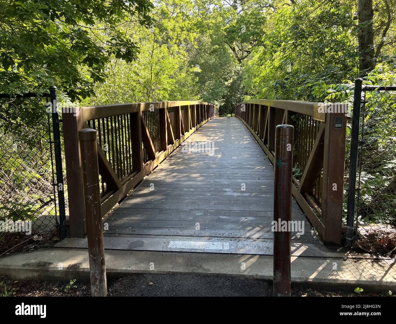 Bridge over Las Trampas Creek on hiking trails near the Lafayette ...