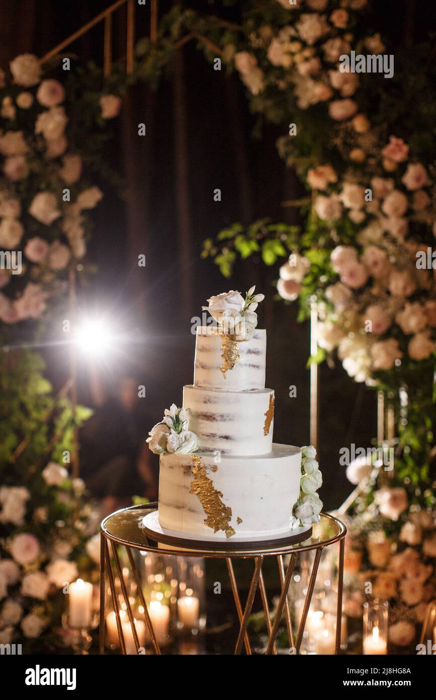 Part of a wedding cake 60 photos - Astyledwedding.com