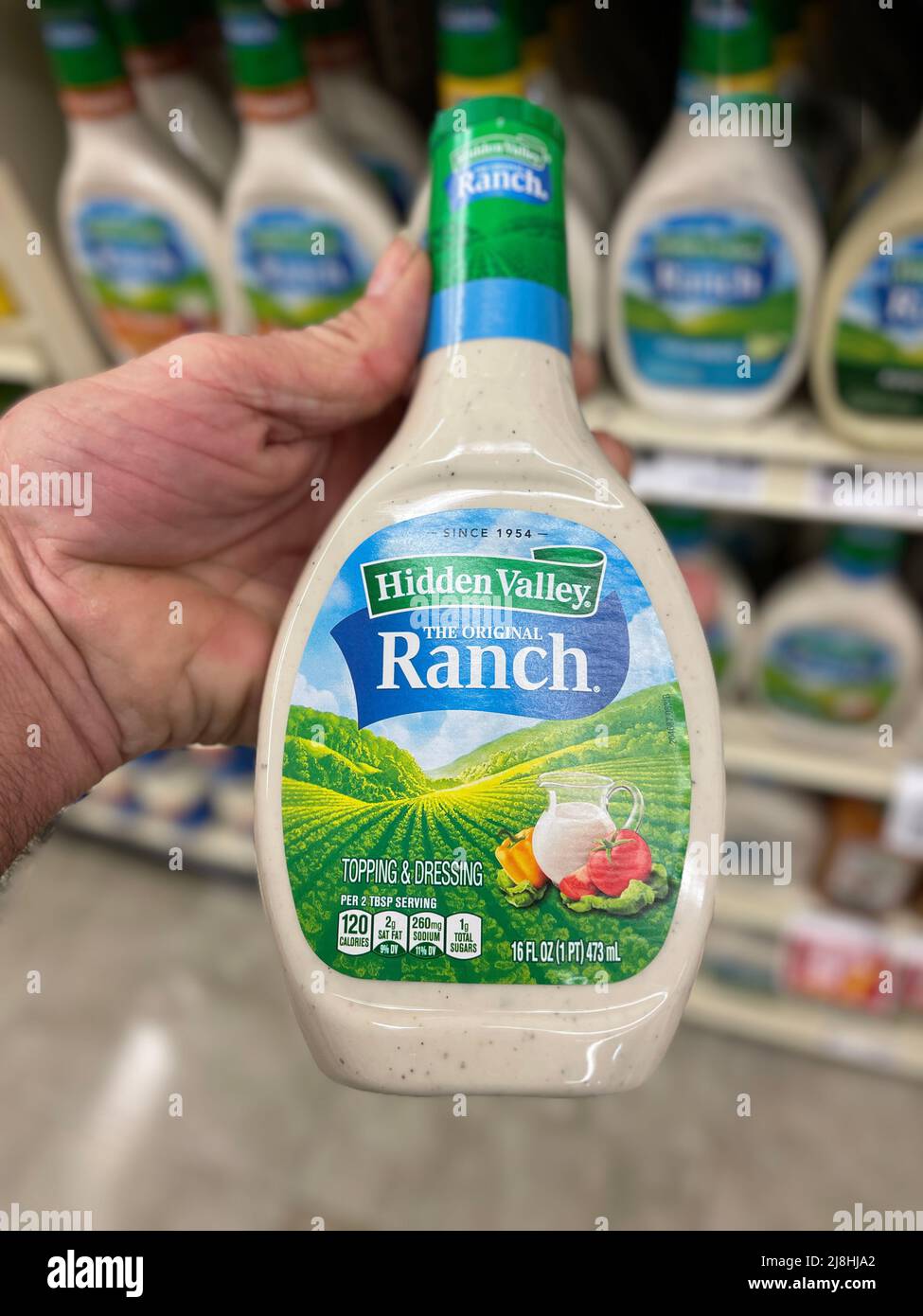 Grovetown, Ga USA - 12 15 21: Retail store Hand holding Hidden Valley ...