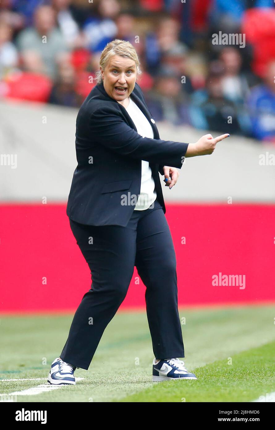 Emma hayes chelsea 2022 hi-res stock photography and images - Alamy