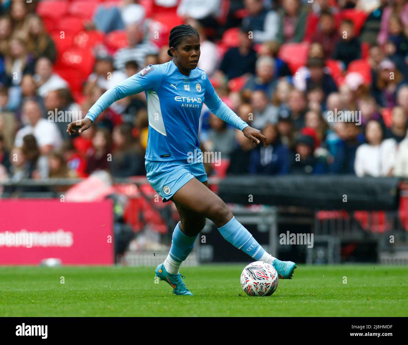 LONDON, ENGLAND - MAY 15:Khadija Shaw of Manchester City WFC during ...