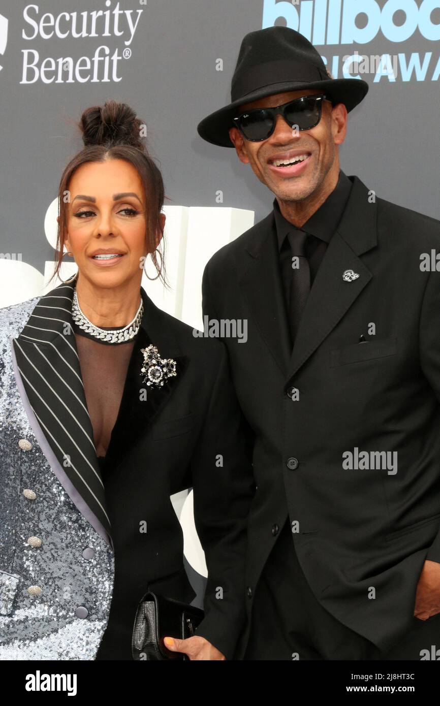 LOS ANGELES - MAY 15: Jimmy Jam, wife Lisa at the 2022 Billboard Music ...