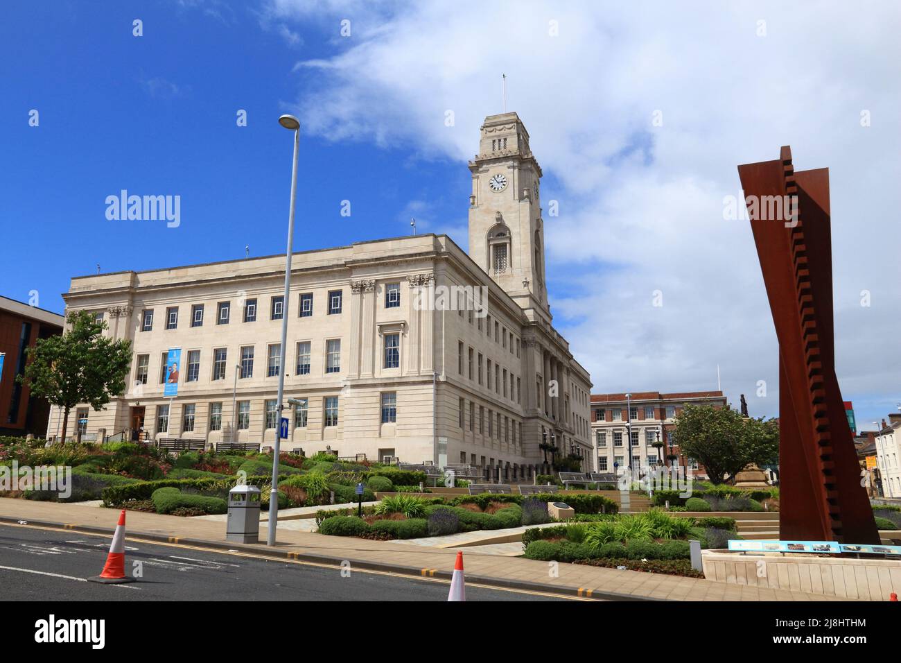 BARNSLEY, UK - JULY 10, 2016: Town centre and City Hall view in ...