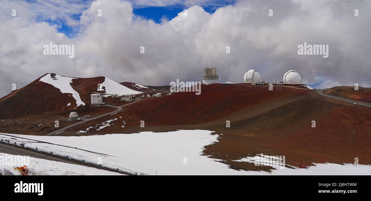 International observatories for astronomical research at the summit of ...