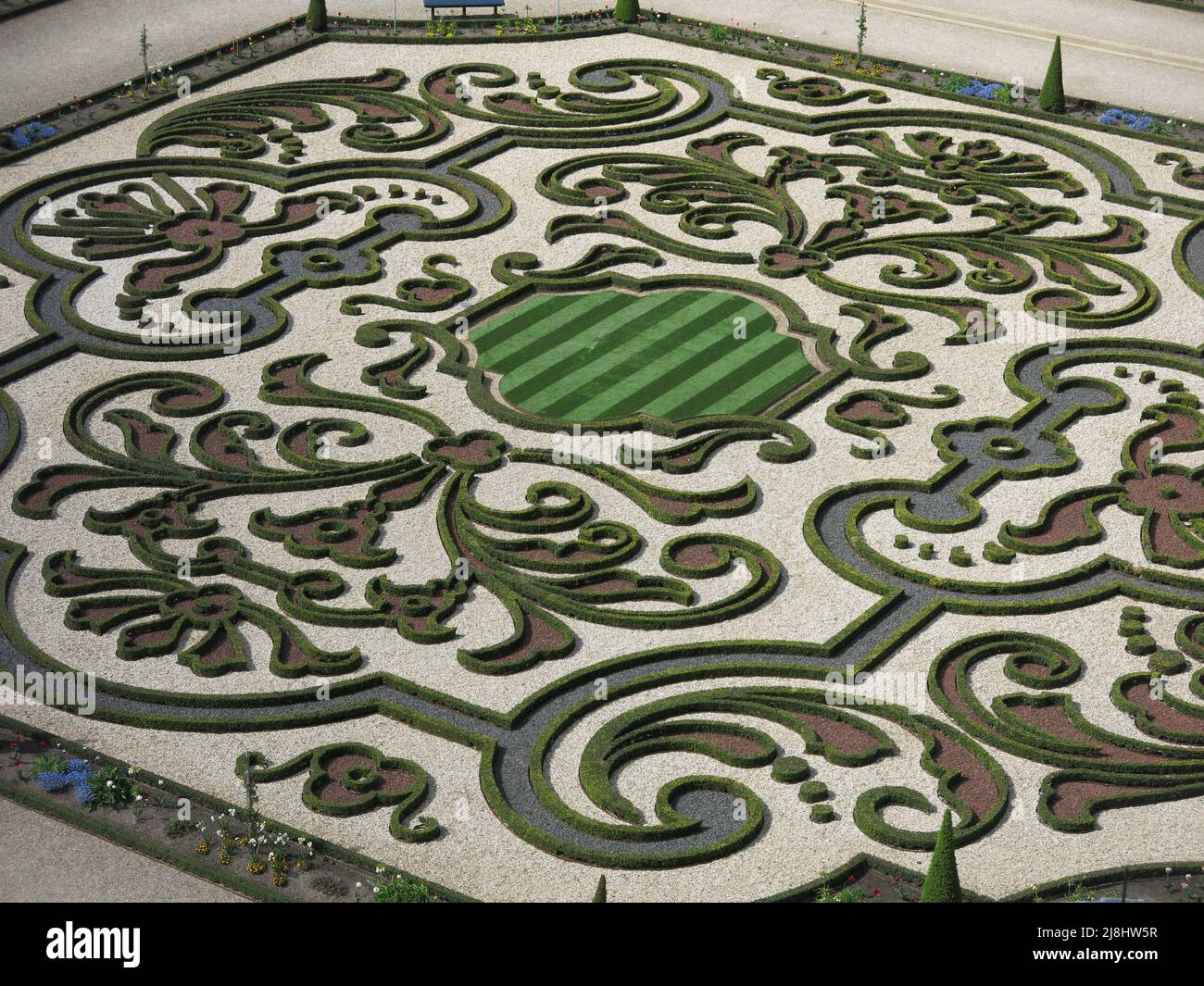 Close-up view of the ornate pattern in the parterre in the gardens of ...
