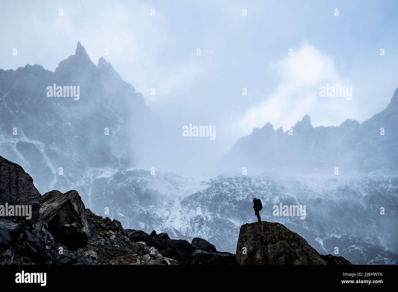 The backside of the Fitzroy massif, huge mountains and winter we Stock ...