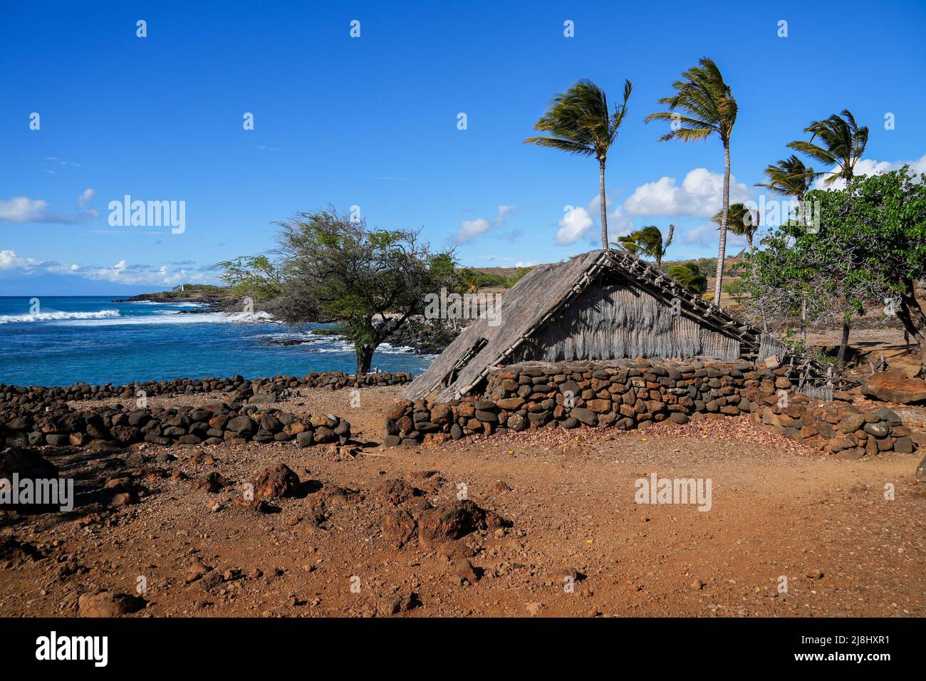 Reconstructed Hawaiian Hale facing the Pacific Ocean in the ancient ...