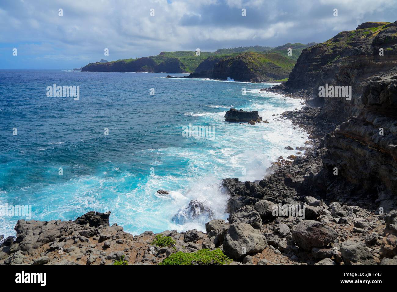 Marine geyser of Nakelele Blowhole on West Maui in the Hawaiian Islands ...