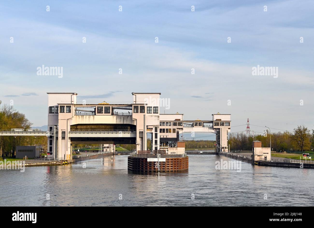 Rhine River, Germany - April 2002: Control building and lifting ...