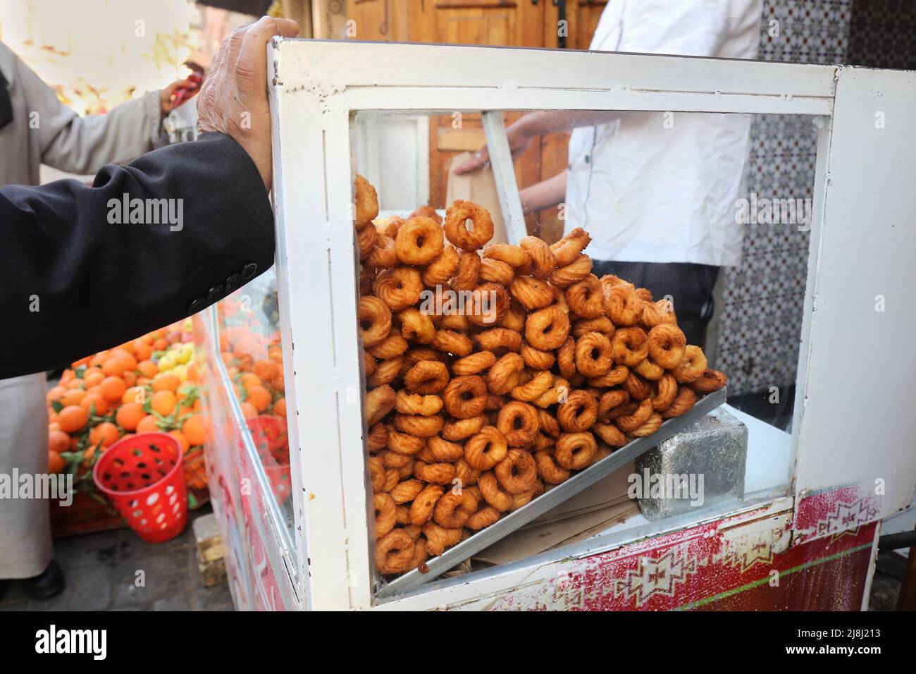 Maghrebi donut hi-res stock photography and images - Alamy