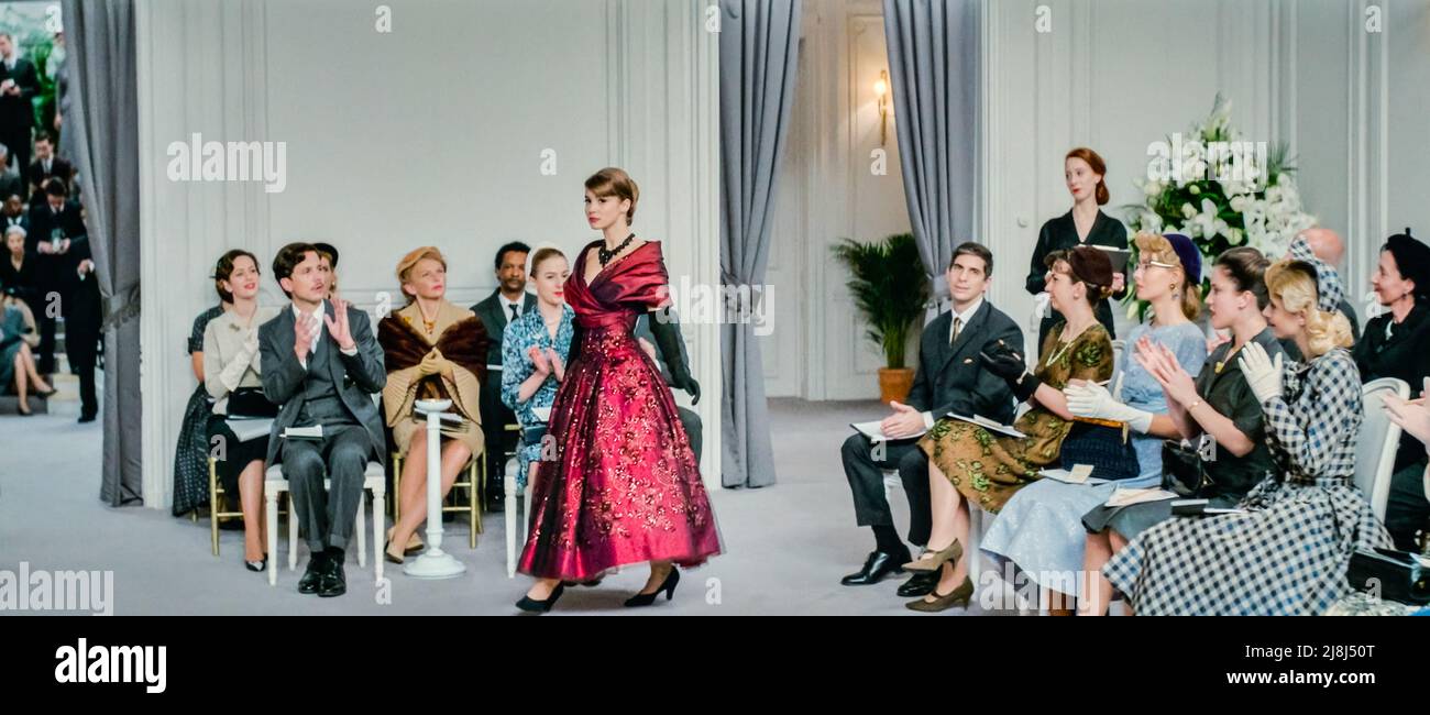 UK. A scene from the (C)Focus Features new film: Mrs Harris Goes to ...