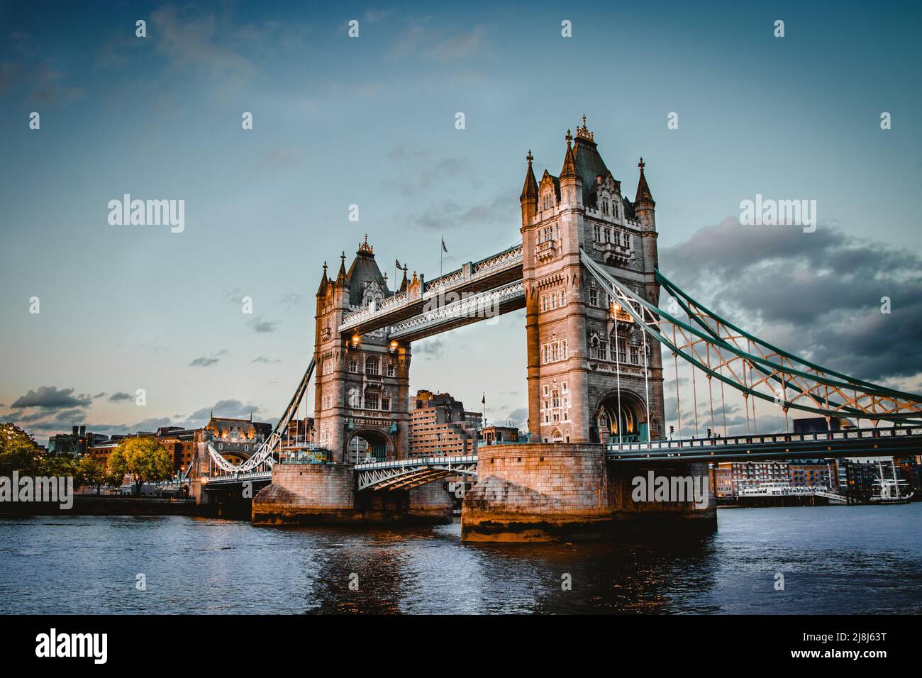 London_centre hi-res stock photography and images - Alamy