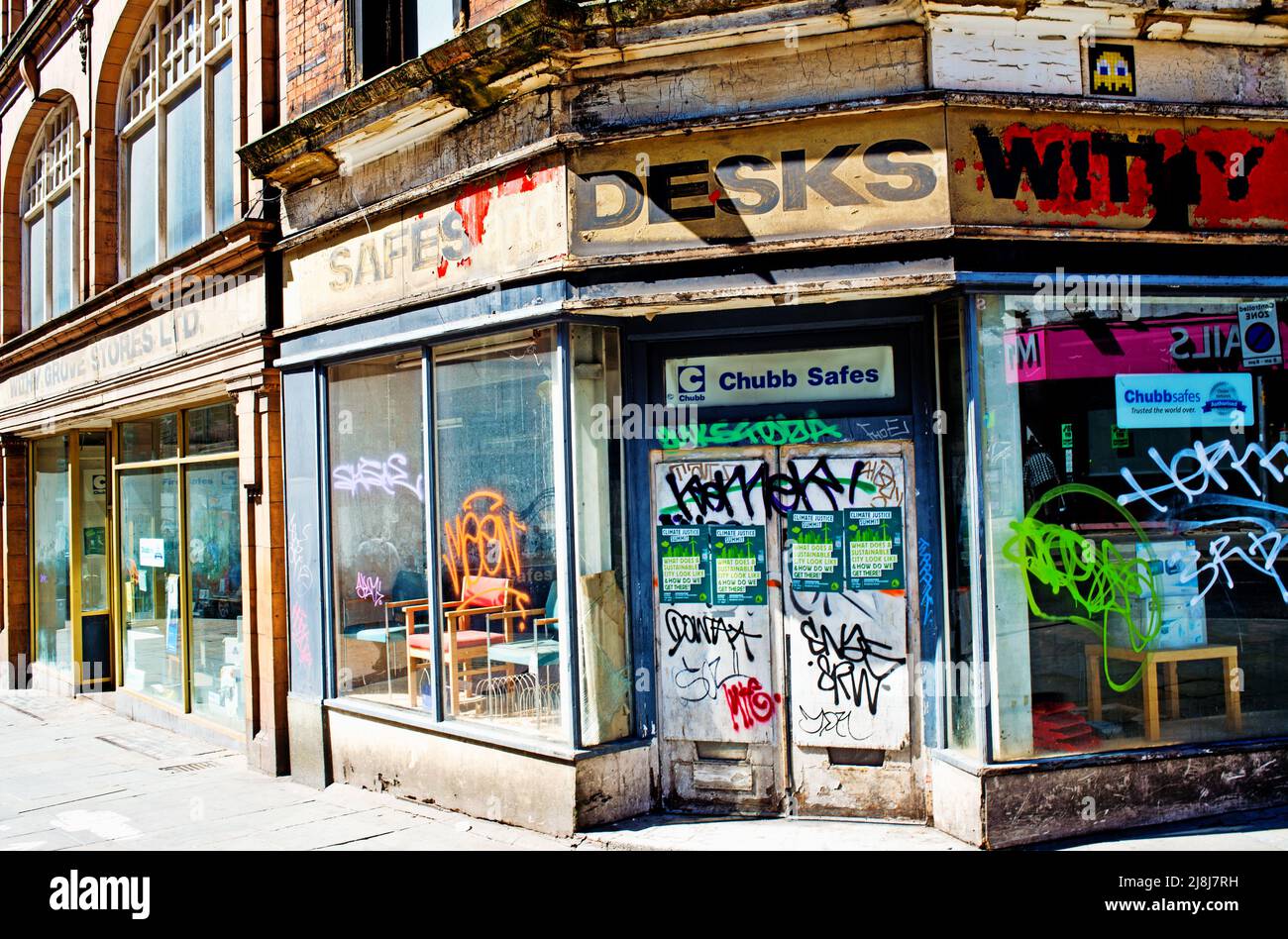 Manchester stores hi-res stock photography and images - Alamy