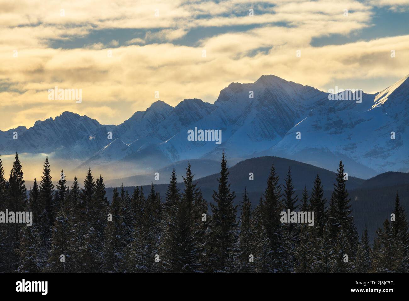 Mountains in Peter Lougheed Provincial Park, Alberta, Canada Stock ...