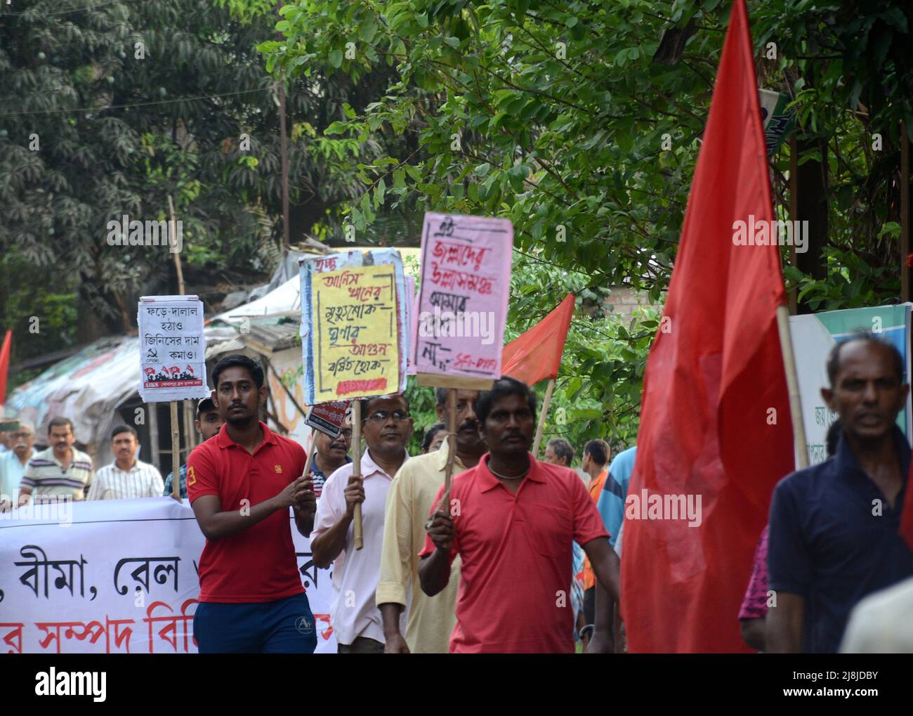 Kolkata, India. 15th May, 2022. Members of the Communist Party of India ...
